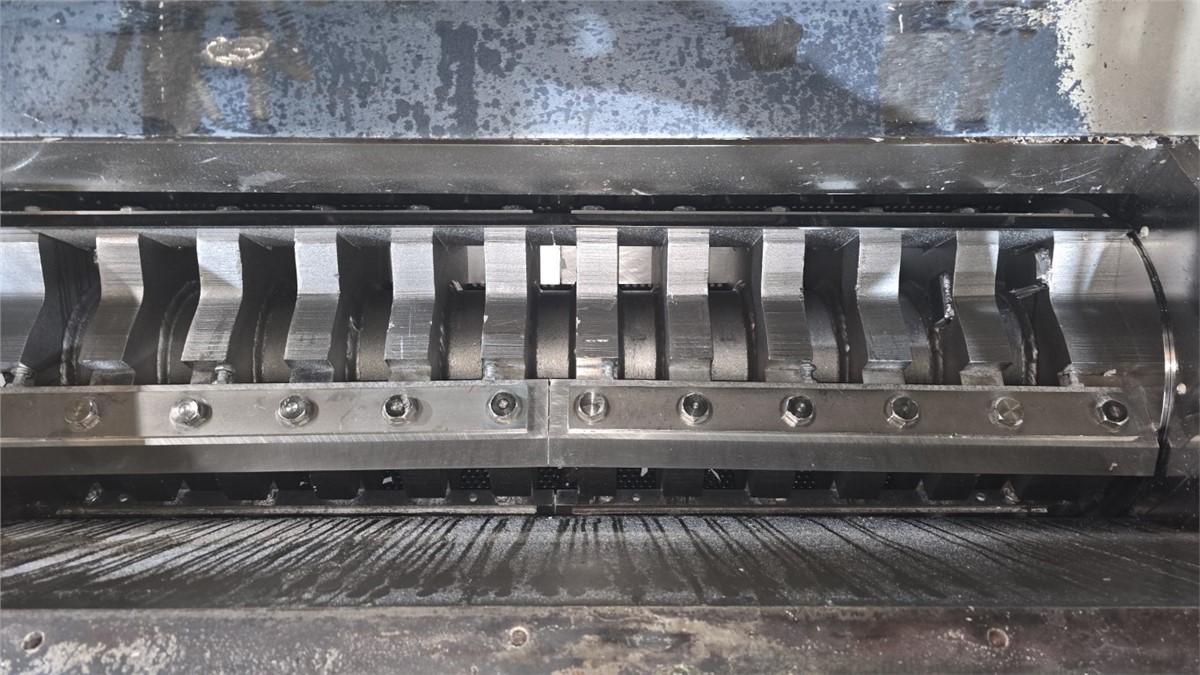 19” x 50” Tria 120-49 Pull Roll Granulator, 75 HP, New In 2003 ...