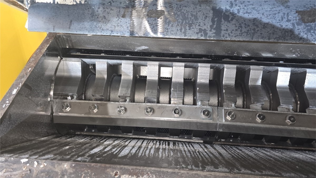 19” x 50” Tria 120-49 Pull Roll Granulator, 75 HP, New In 2003 ...
