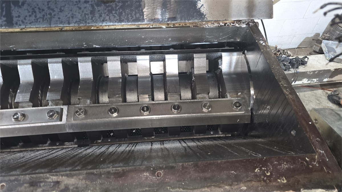 19” x 50” Tria 120-49 Pull Roll Granulator, 75 HP, New In 2003 ...