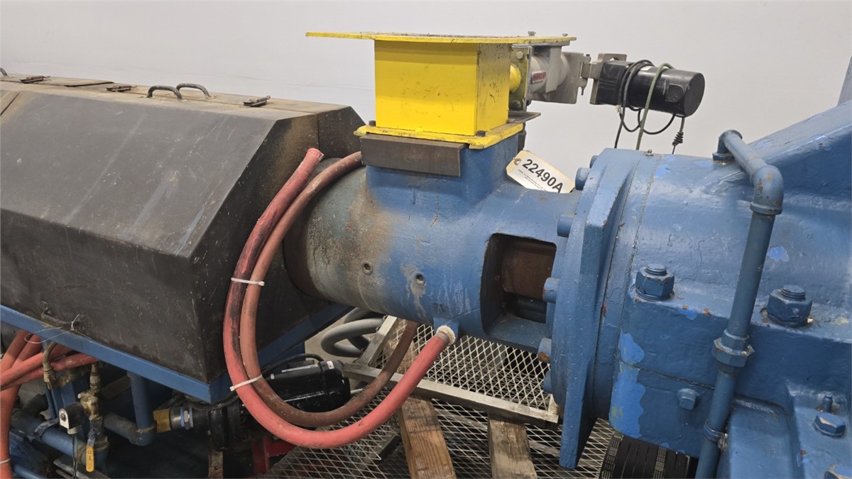 4.5" Welex Extruder, 30:1 L/D, 250 HP AC Motor, With Hydraulic Screen ...