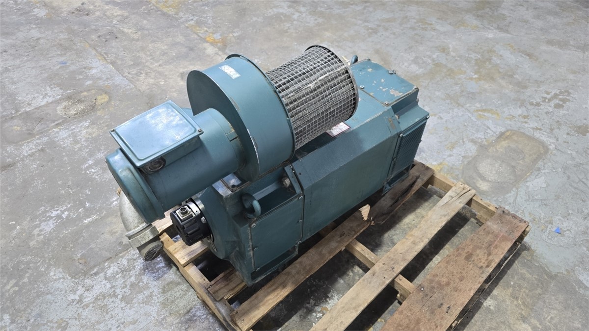 250 HP Reliance Square Frame RPM AC Motor, With 1.5 HP Blower | Plastic ...