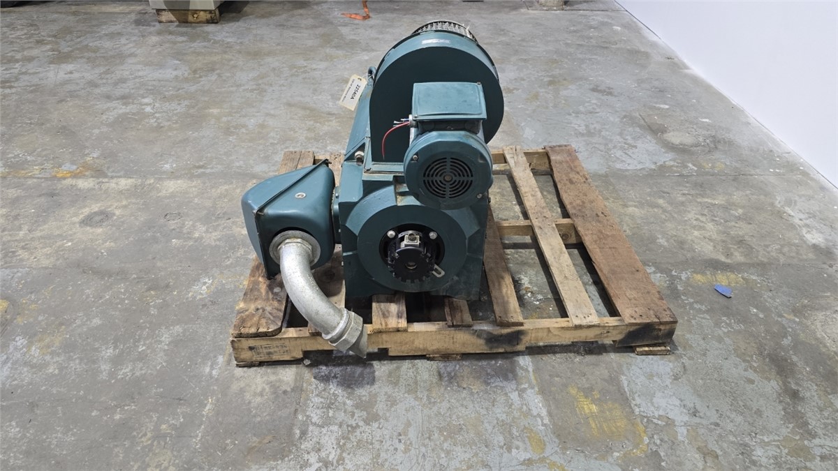 250 HP Reliance Square Frame RPM AC Motor, With 1.5 HP Blower | Plastic ...
